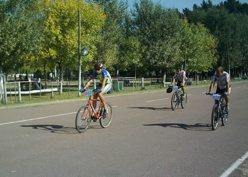 Ciclismo: Rural Bike pasa de la tierra al asfalto - Noticias Mercedinas ...